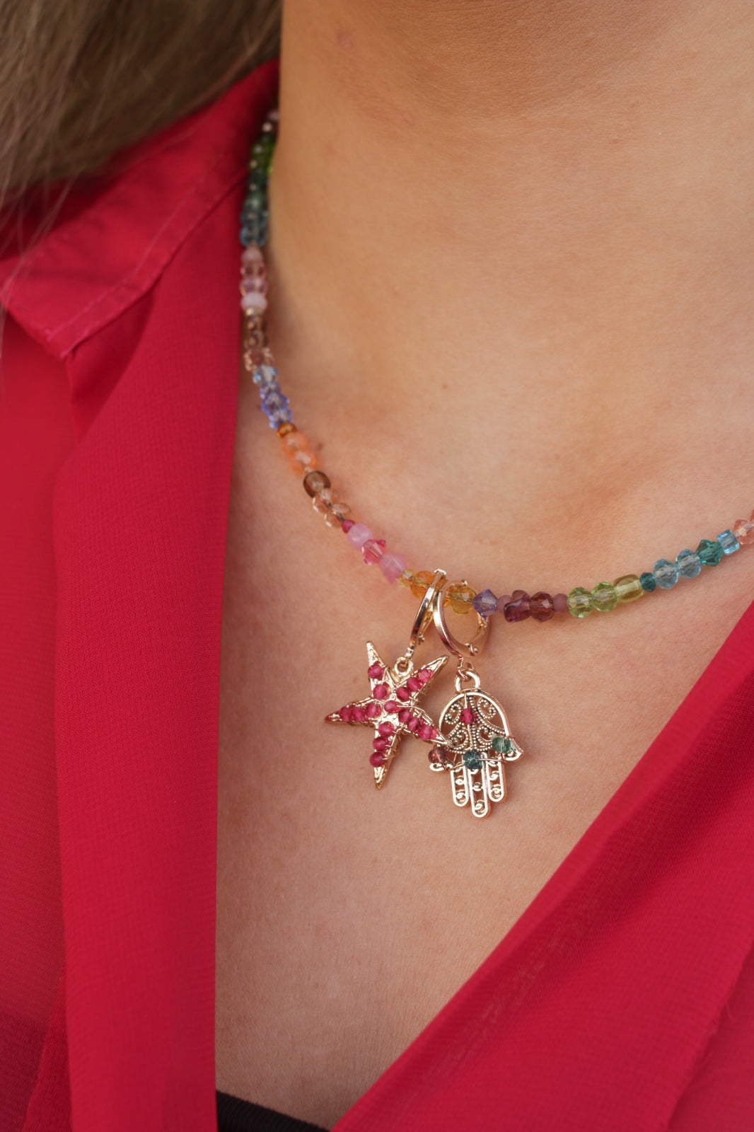 Colar curto com mix de cristais coloridos candy. - Magrini Joias