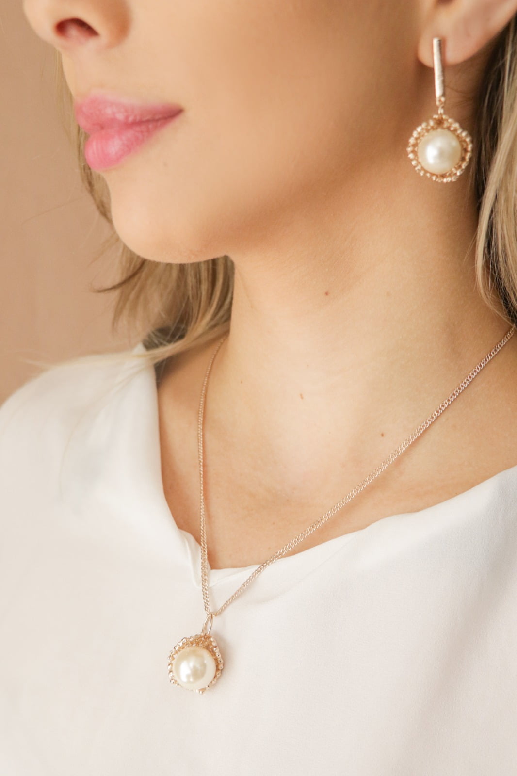 Colar curto bordado a mão com pérola abs primeira linha folheado a ouro ...